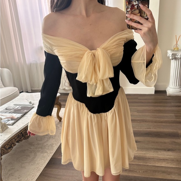 House of CB | Dresses | House Of Cb Alana Long Sleeve Mini Dress | Poshmark